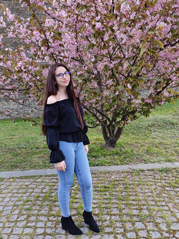 Despre noi - Crestem Frumos